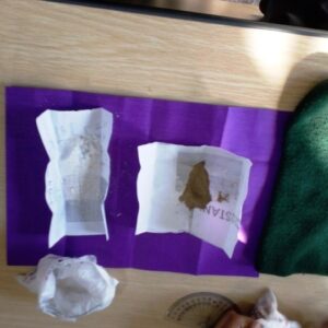 To Separate Salt and Pepper by Static Electricity